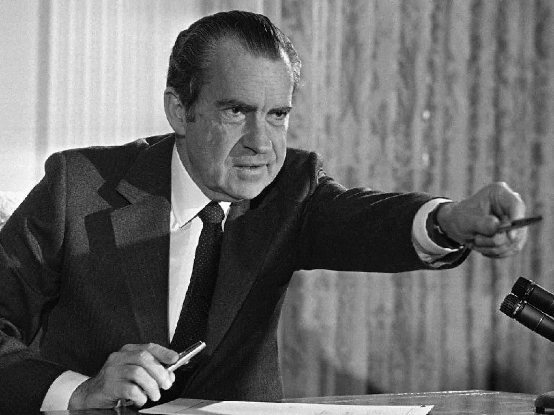 Opinion: Like Nixon’s ‘war on cancer,’ President Trump should open a ...